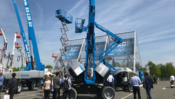 Genie Shows XC Units, Genie Tech Pro Link, and Platform Mesh at ...