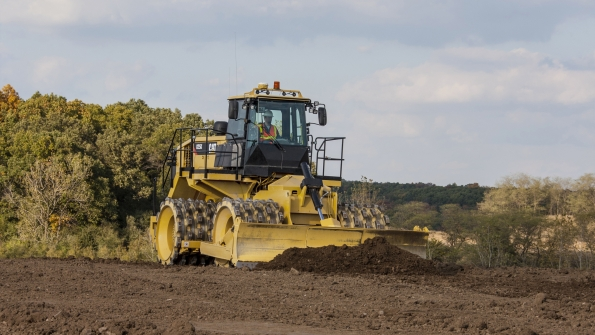 Caterpillar to Shut Aurora, Ill., Manufacturing Facility | Rental ...