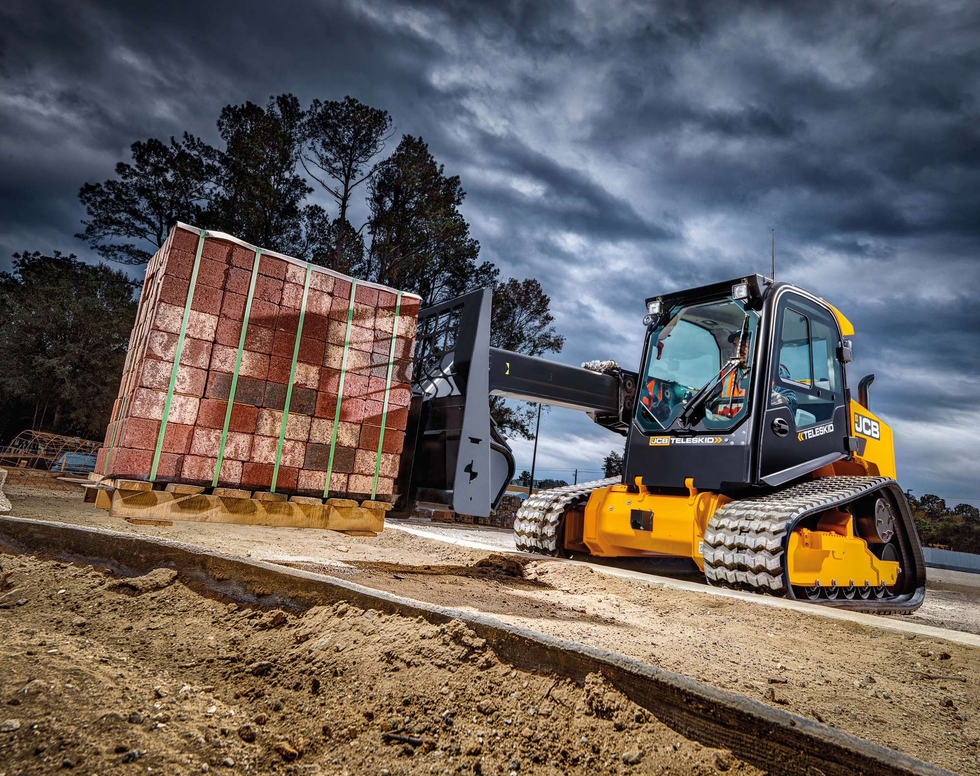 JCB Expands Dealer Network in Canada and Alaska | Rental Equipment Register