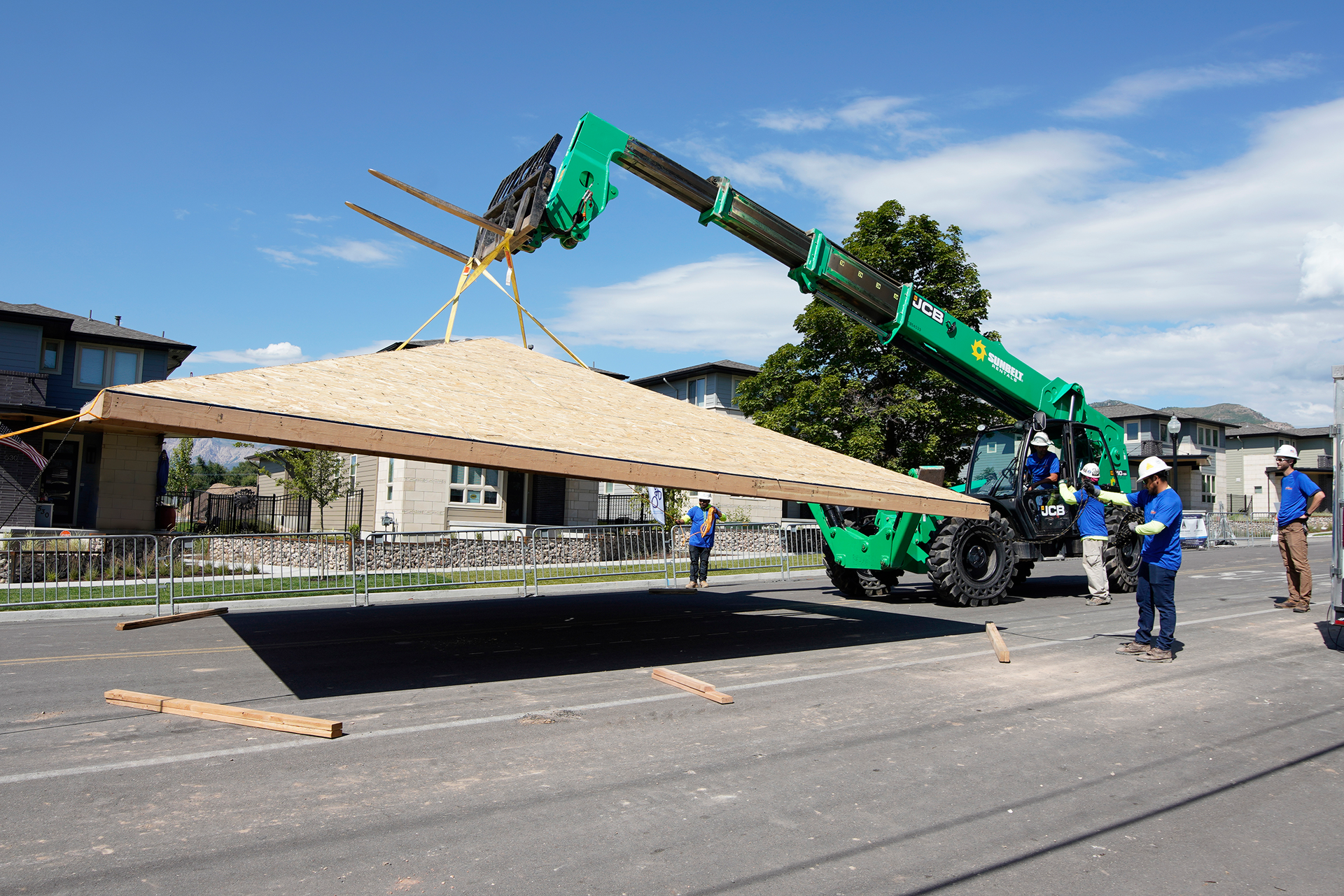 Sunbelt Rentals Partners with HGTV’s Extreme Makeover: Home Edition ...