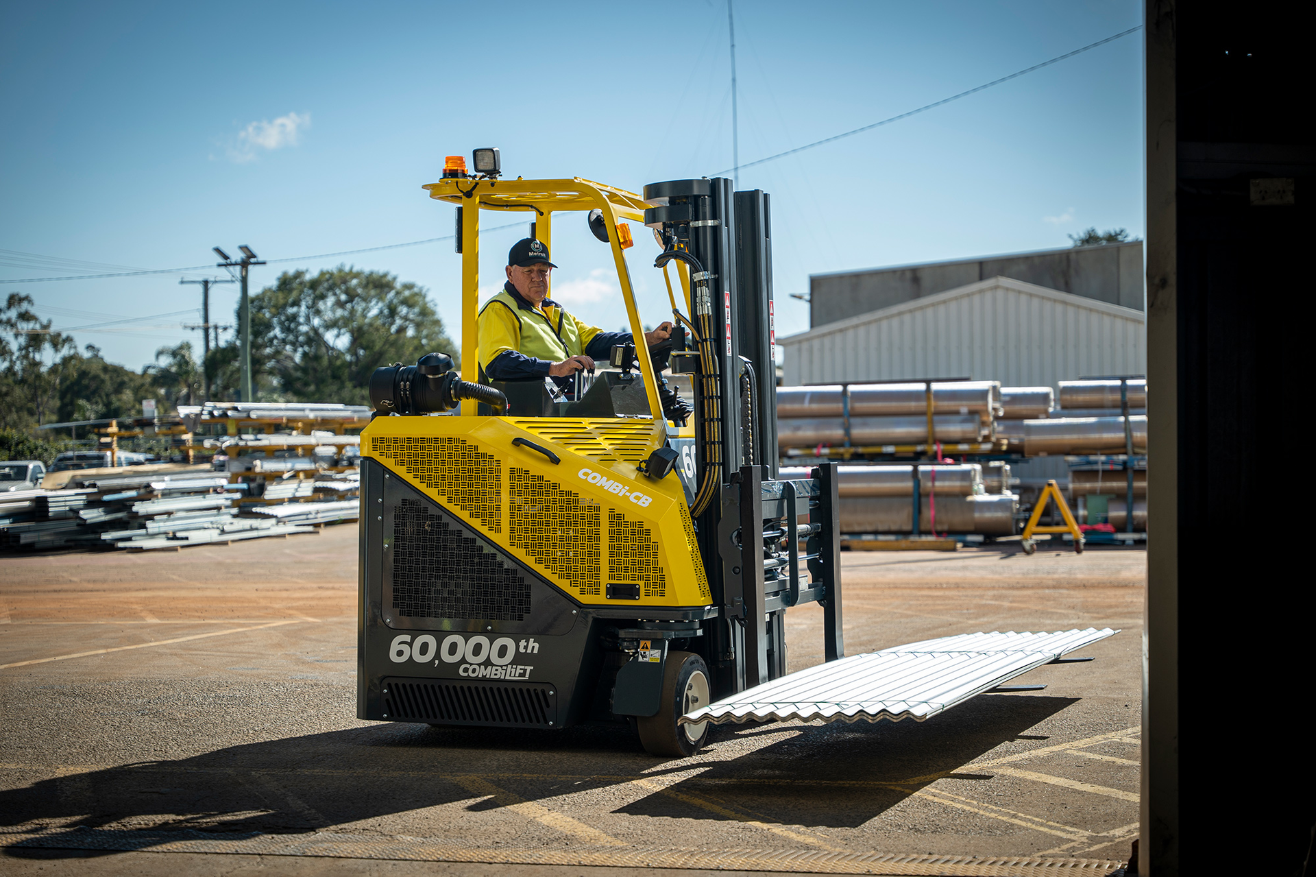 Irish Forklift Manufacturer Combilift Delivers its 60,000th Machine ...