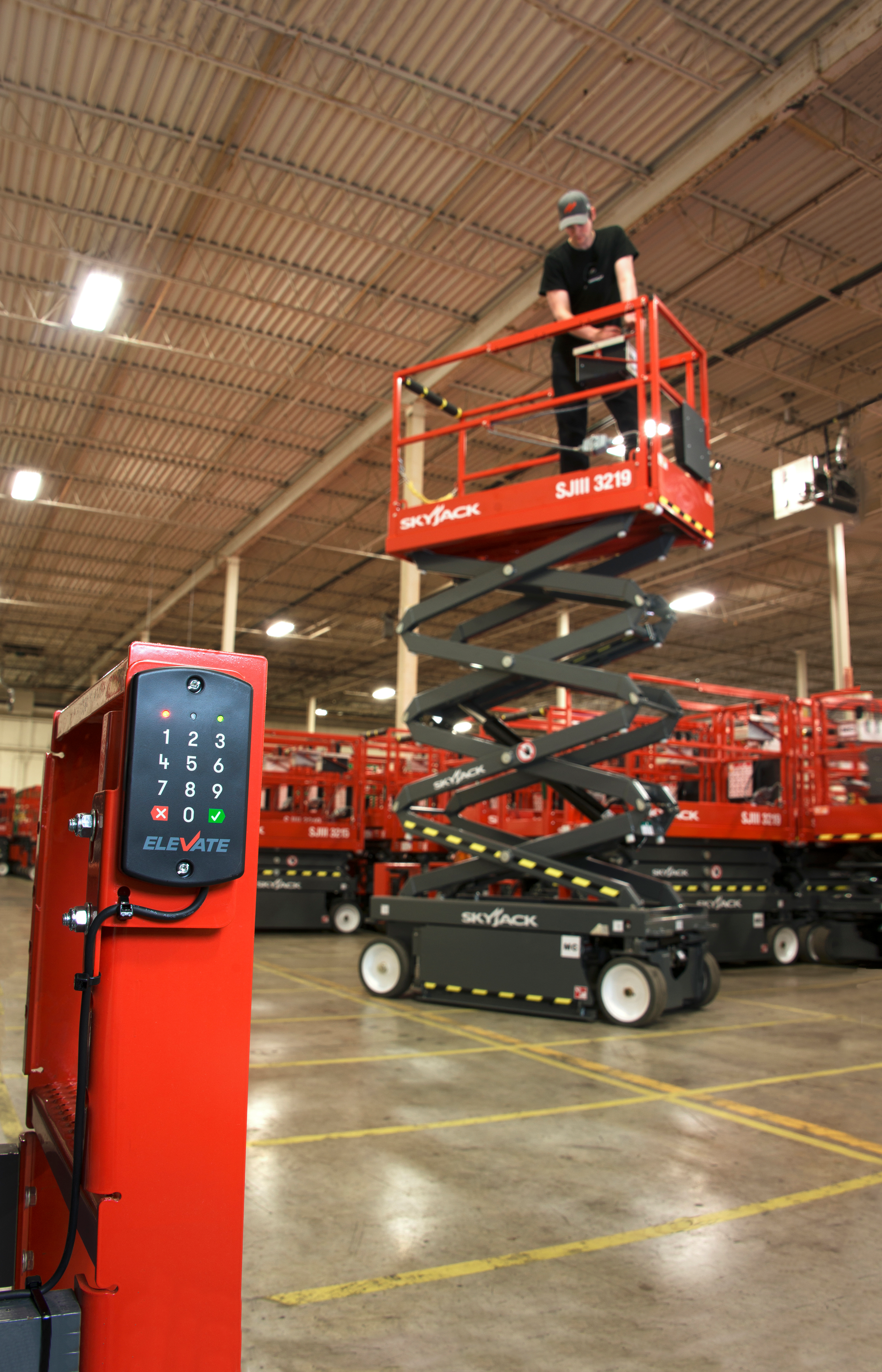 JLG Expands “Access Your World” Virtual Experience | Rental Equipment ...