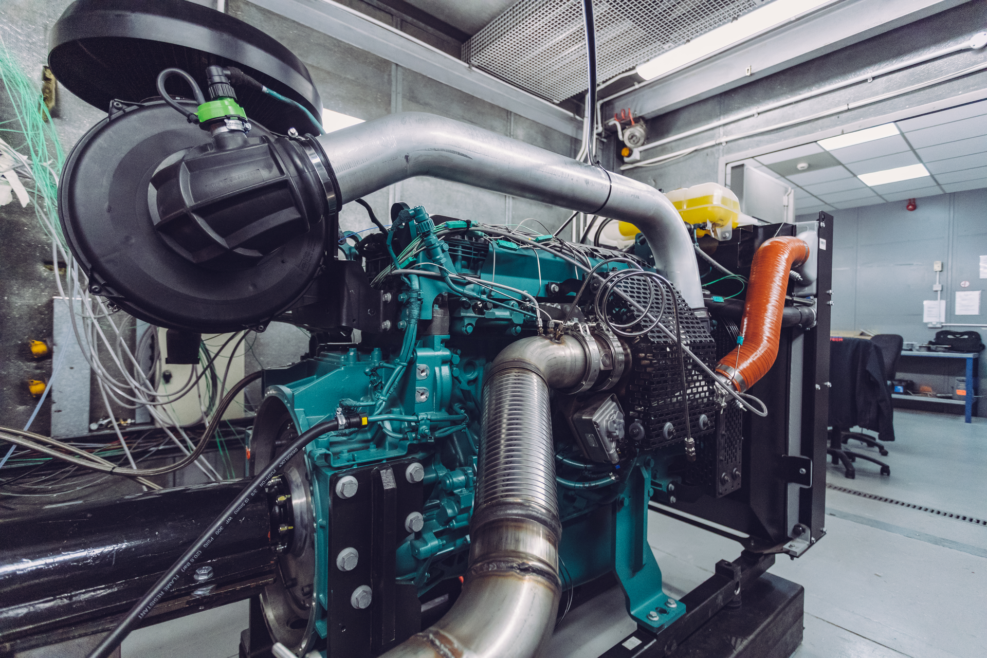 Volvo Penta and CMB.TECH Partner on Dual-Fuel Hydrogen Engines | Rental ...