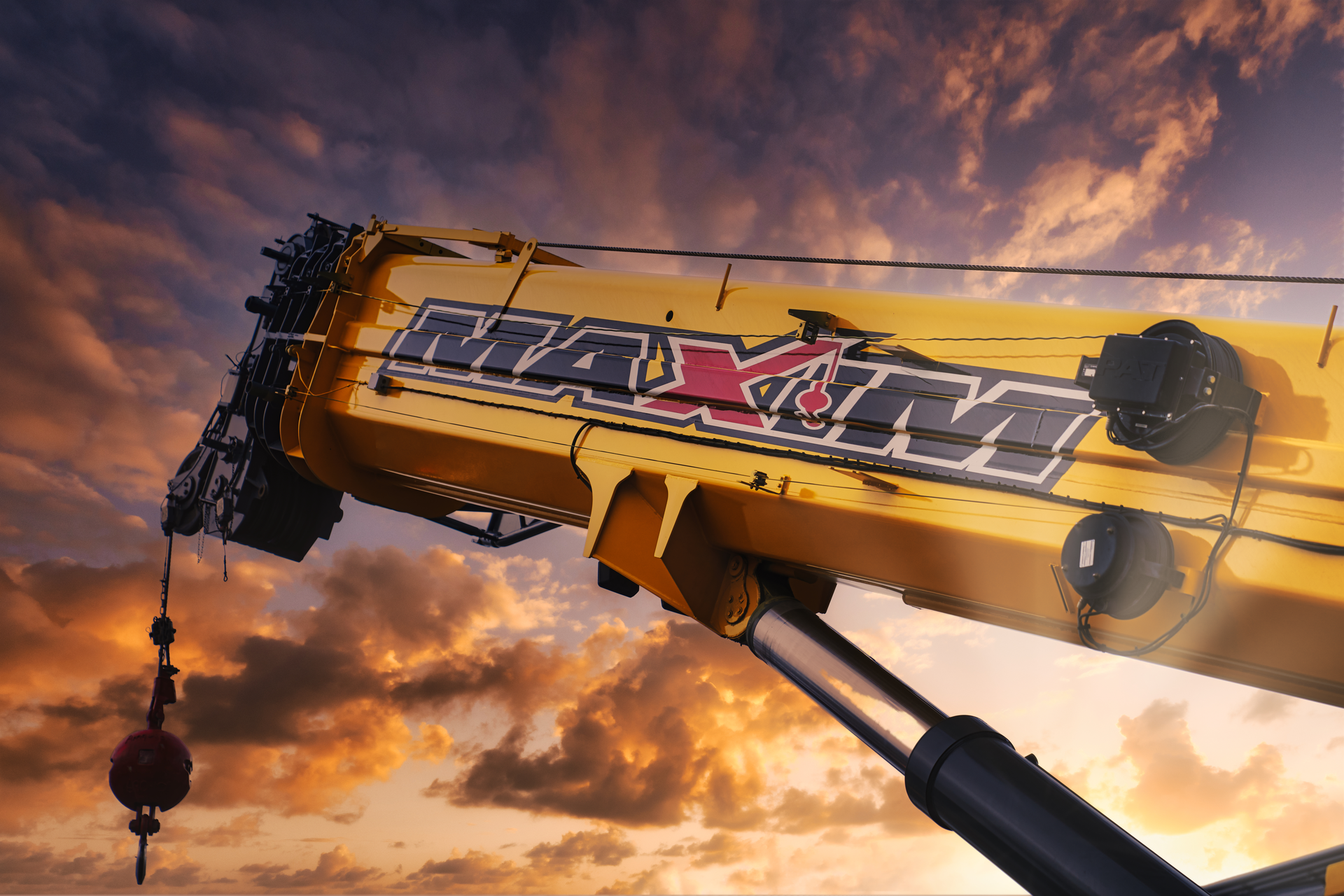 Maxim Crane Works Reports 19 Percent Fourth Quarter Revenue Growth ...