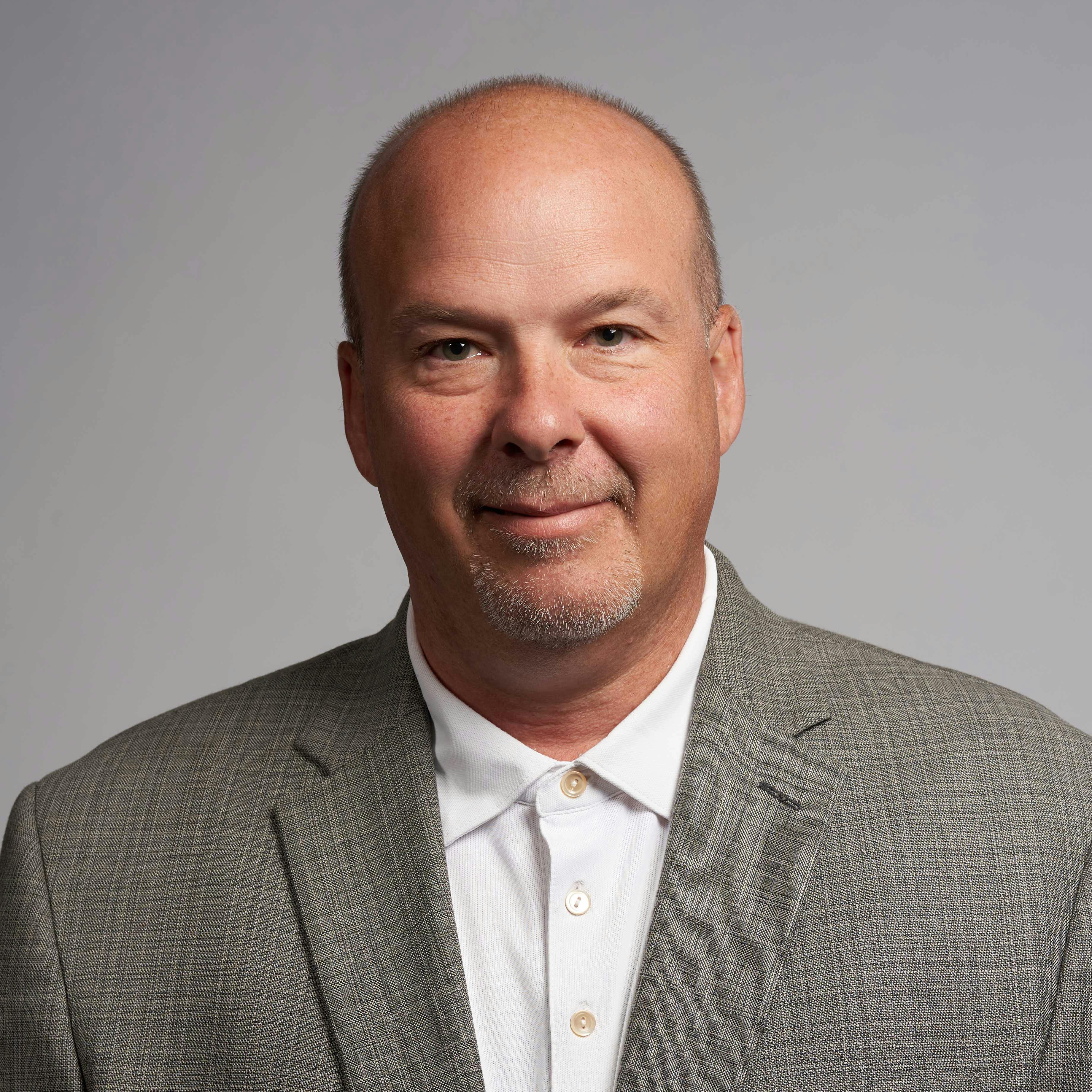 Maxim Crane Works Names Larry Lis Chief Operating Officer | Rental ...