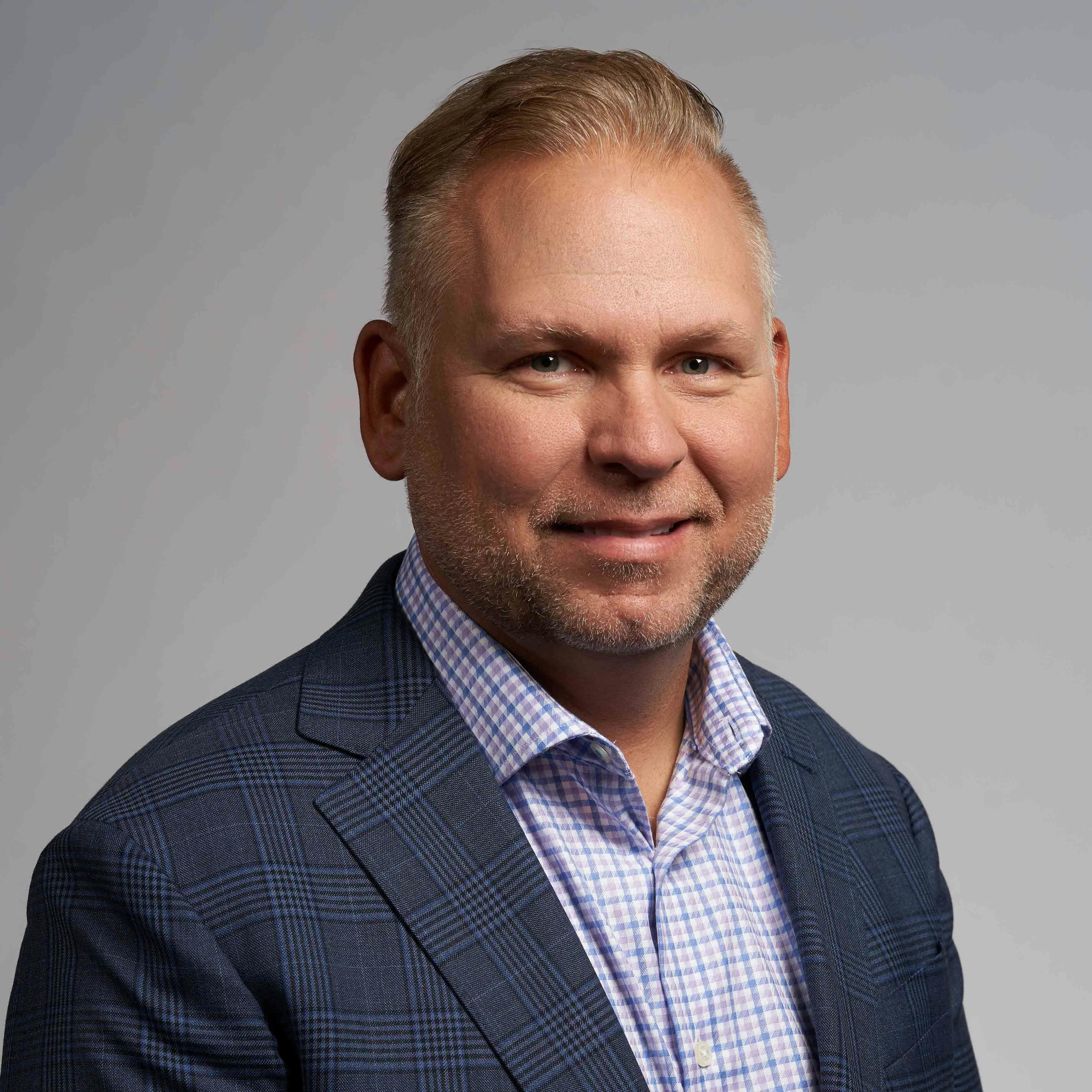 Maxim Crane Names Greg Bellcoff Vice President of Fleet | Rental ...